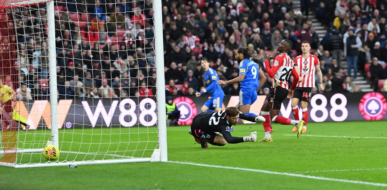 Régis Le Bris sets out Sunderland's stance on potential Anthony ...