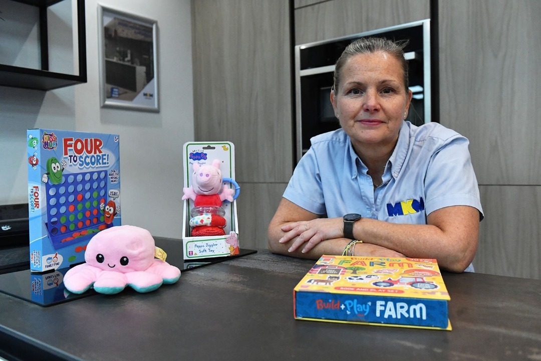 Hundreds of homes in Hartlepool wards to get new food waste bins in ...