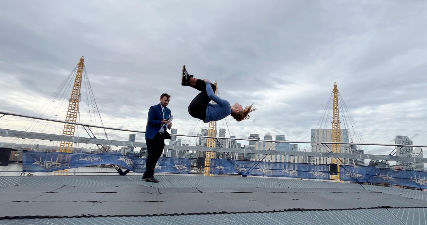 Guinness World Record: Lucie Colebeck completes 17 flips in 30 seconds ...