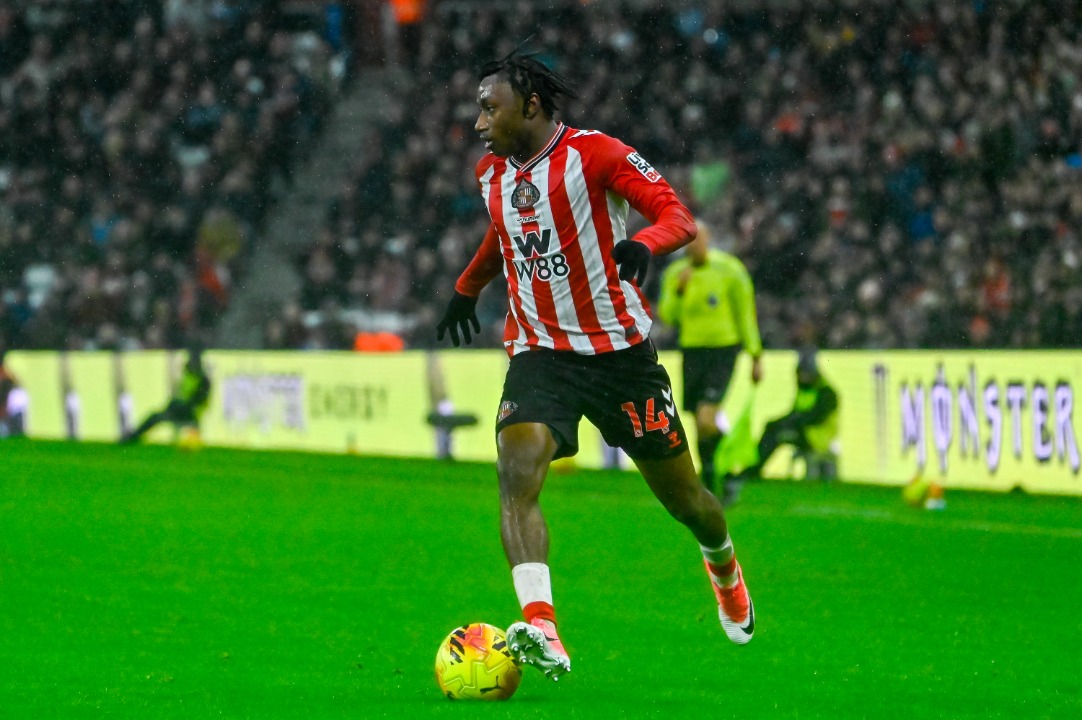 'Idiot...' - Gary Lineker and Alan Shearer deliver joking verdict on ...